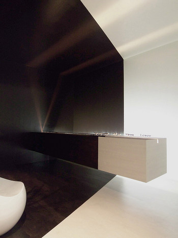 Float in the air reception counter. | Architecture Style